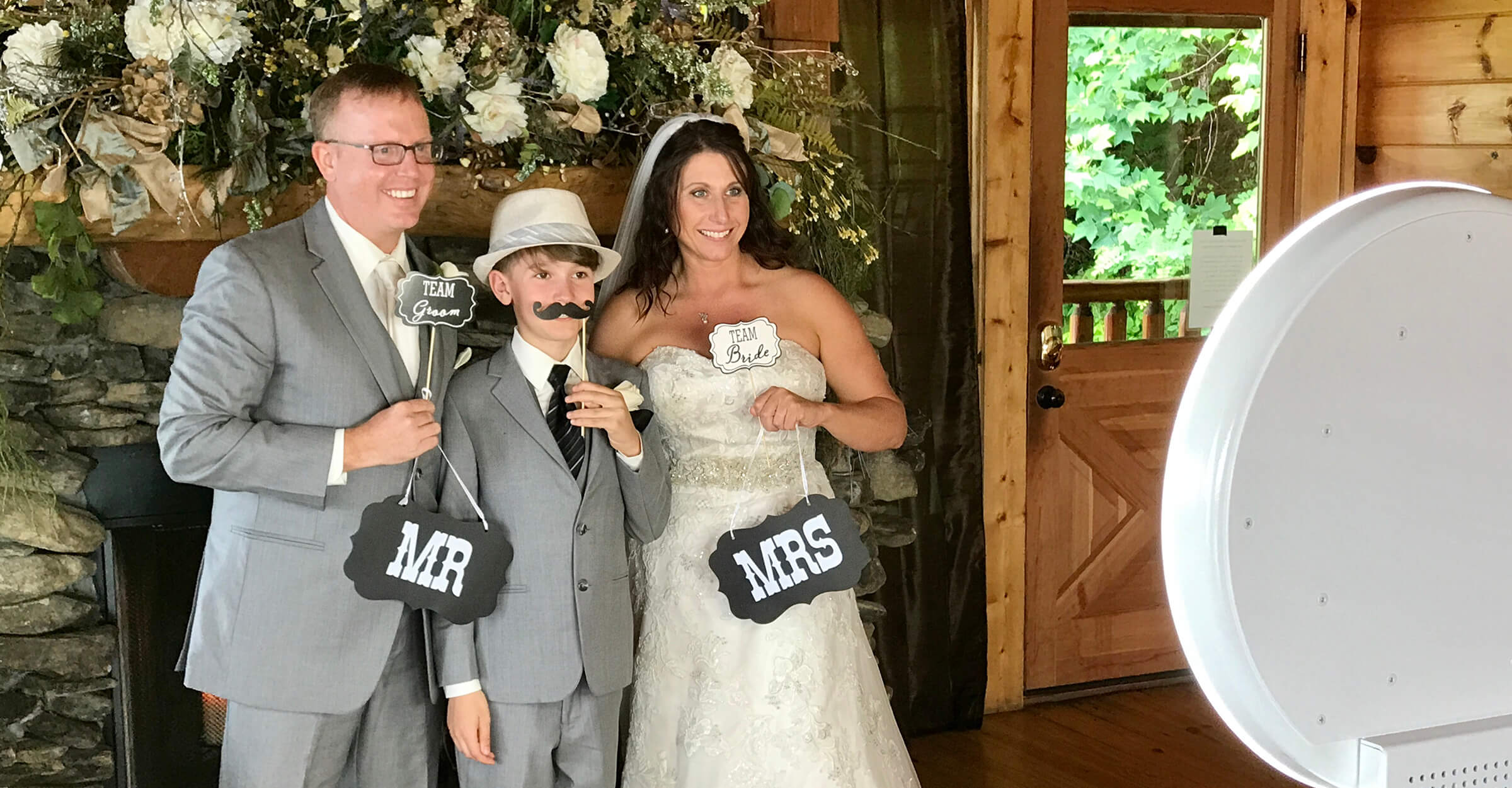 Photo Booth Cover | Stephen Goff Entertainment